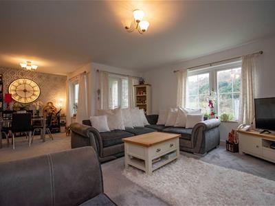 Plas Derwen, Abbey Road, Llangollen Price £199,950 Sold (STC)